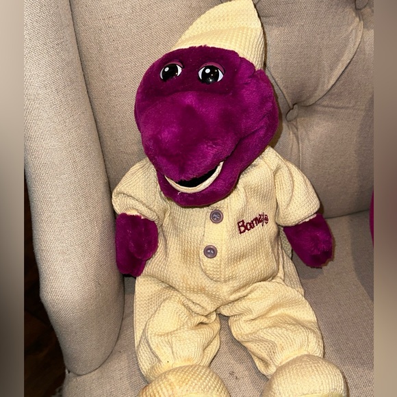 Playskool | Toys | Rare Find Vintage Playskool 7245 Talking Barney 18 ...